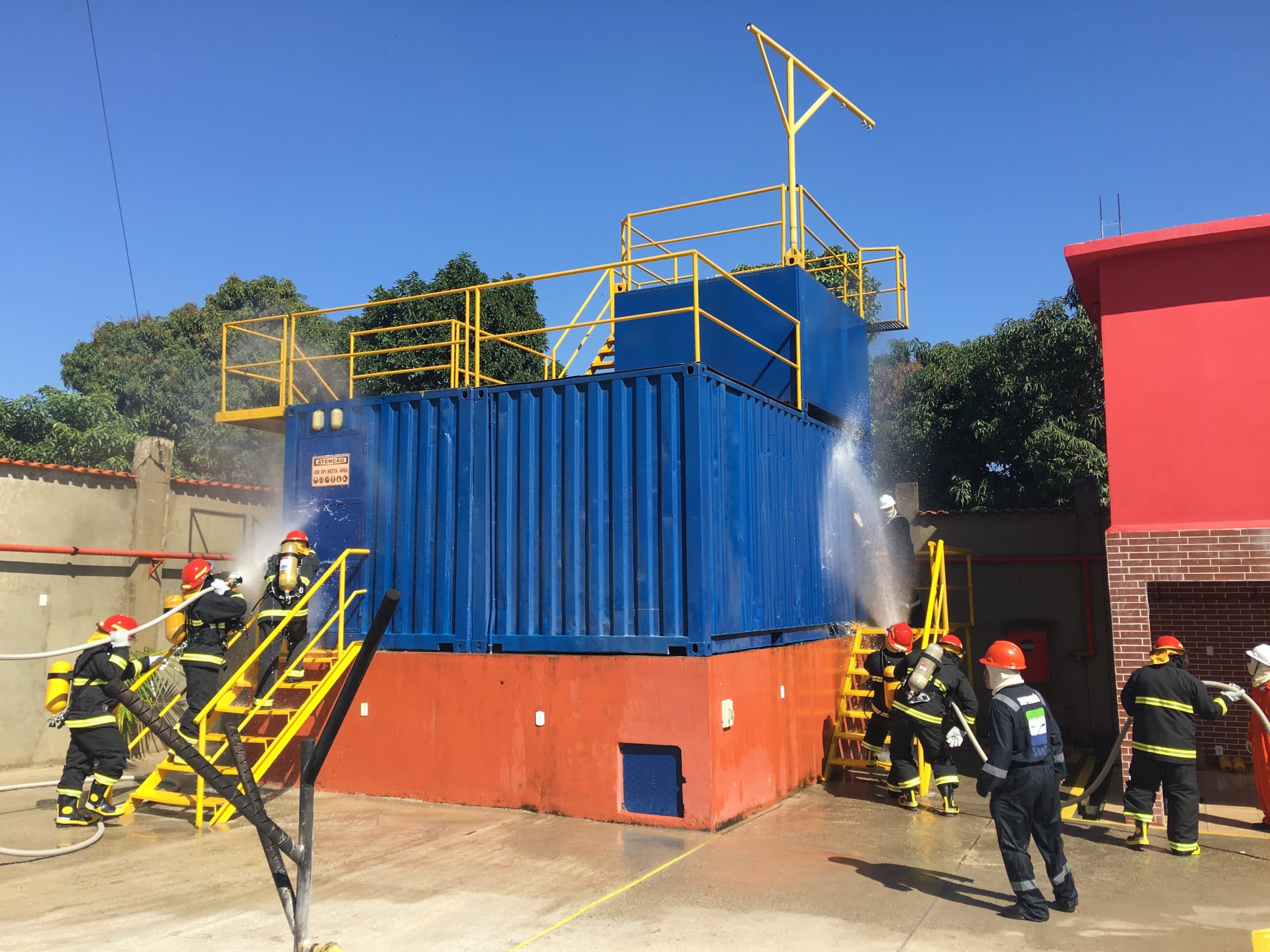 Curso Avançado de Combate a Incêndio – CACI – Shelter Cursos